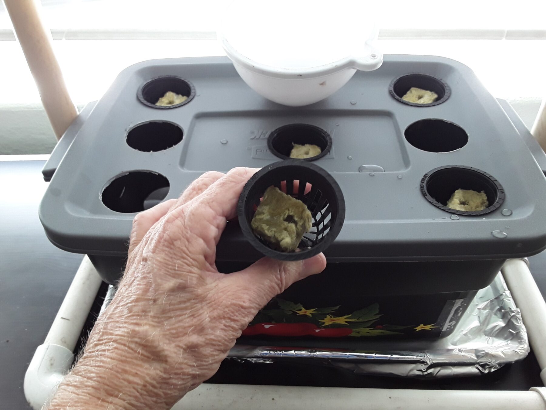 😠 The Grouchy Gardener Hydro Box Kit 🌱 - Ponics Life